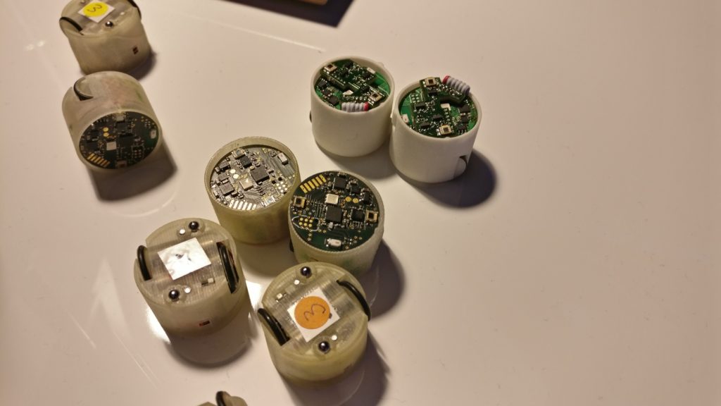 Les Zooids, ces drôles de petits robots d’INRIA – Matthieu Lefrançois